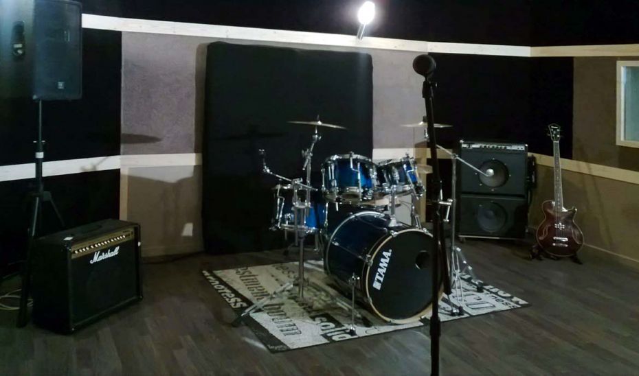 Comment aménager un studio de musique chez soi ? - 18h39