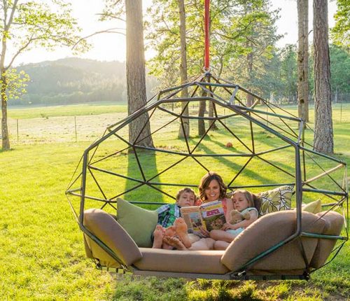 8 tutoriels pour fabriquer une balançoire d'intérieur soi-même