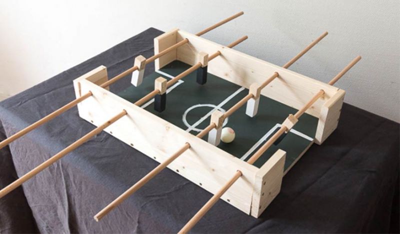 DIY : Comment fabriquer un mini baby foot pas cher en bois