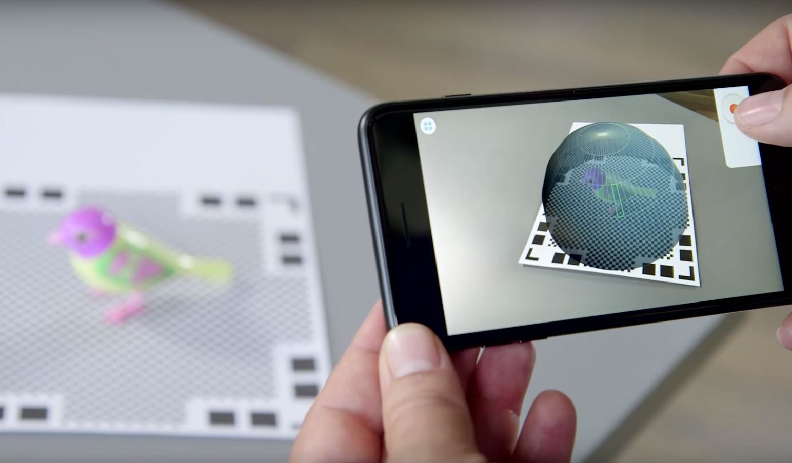 L'appli Qlone permet de scanner un objet pour l'imprimer en 3D