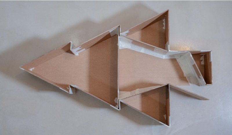 Tutoriel : Commetn fabriquer une piñata en forme de sapin pour Noël