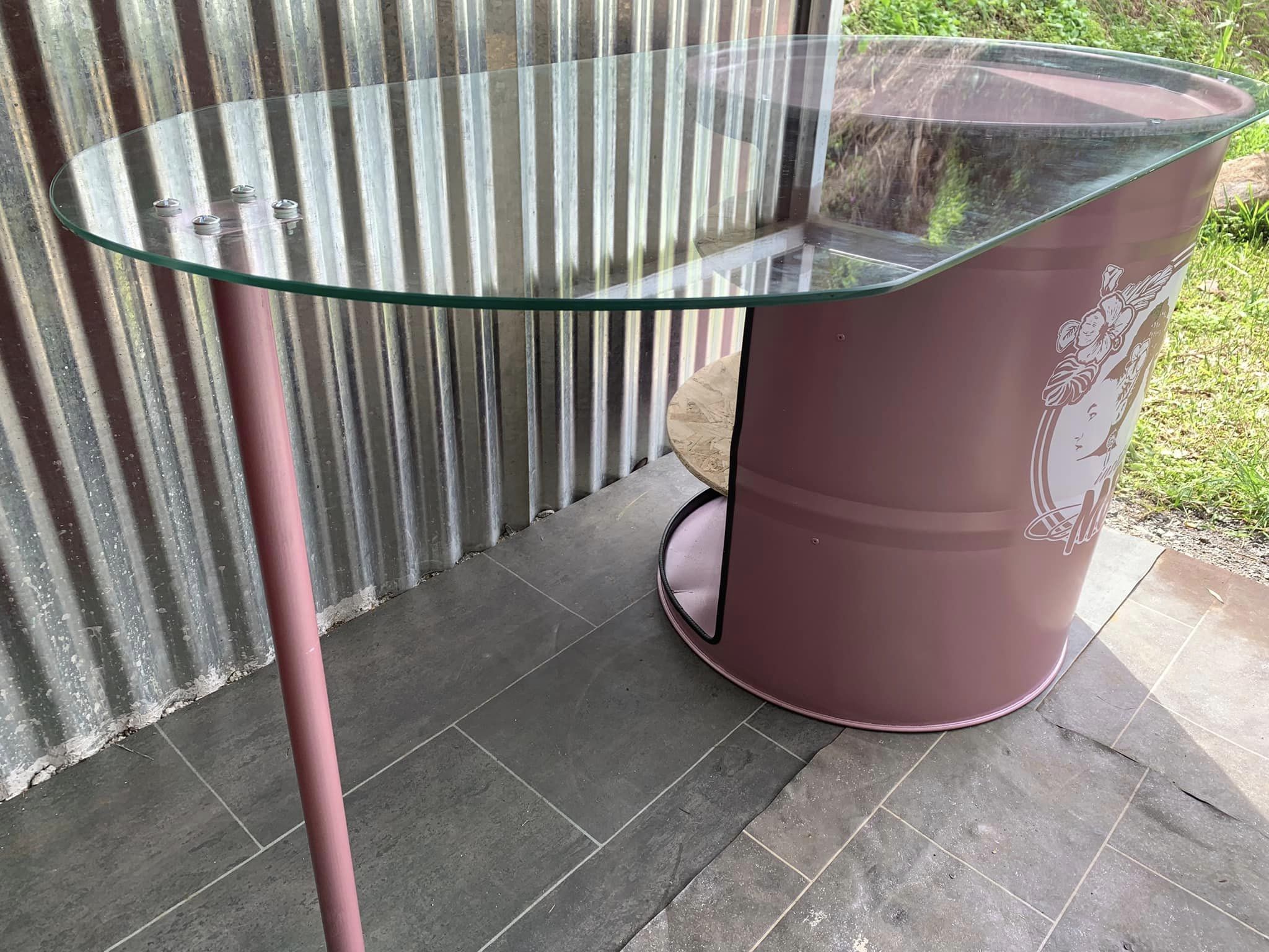 Des barils recyclés en meubles et objets de déco : la bonne idée récup ...