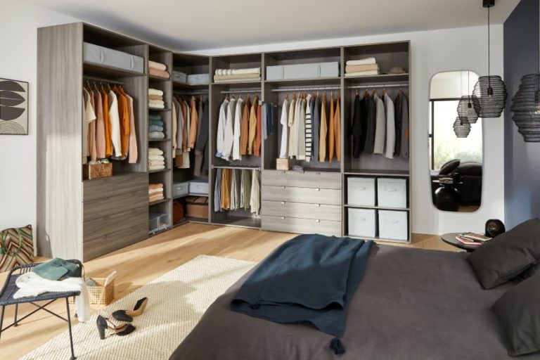 Comment bien organiser sa chambre avec les rangements modulables Atomia