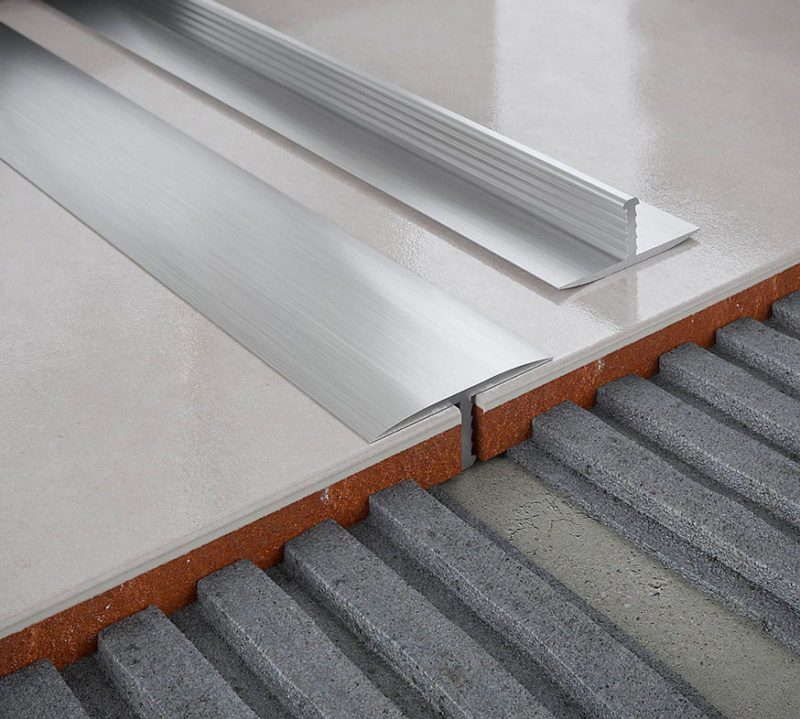 Quelle barre de seuil choisir selon votre sol ? Nos conseils